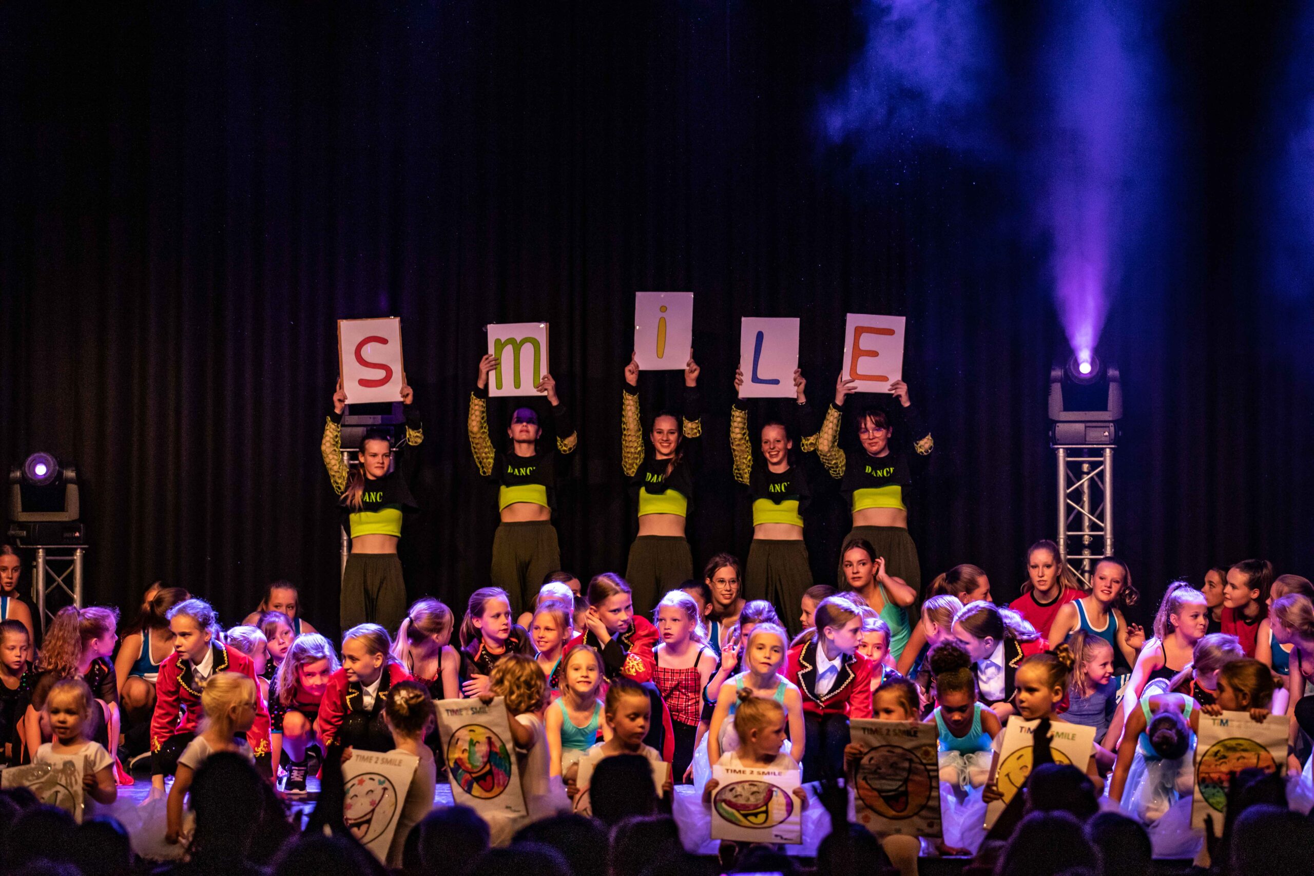 FOTO’S : Time 2 Smile! - Kelly Dance